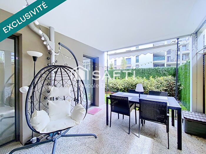 Rueil-Malmaison, Richelieu, Chataigneraie : Appartement 3 pièces à vendre