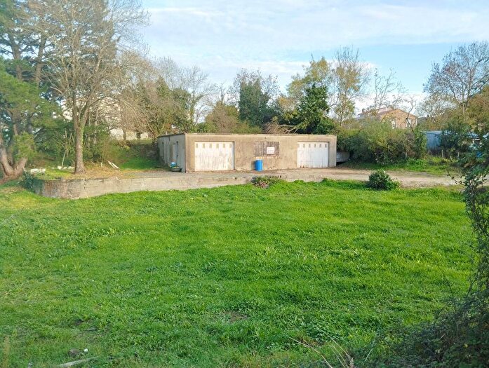 Maison 1 pièce à Champtoceaux, à vendre