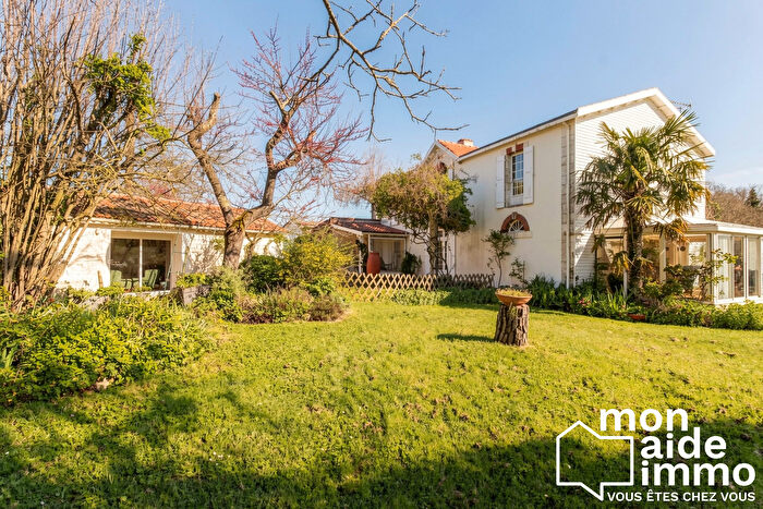 Maison à vendre - La Jarne - 7 pièces - 3 chambres