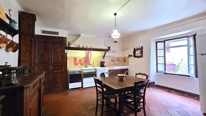 Maison à vendre - Allemagne-en-Provence - 5 pièces - 3 chambres