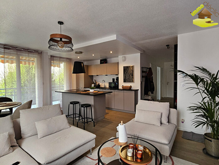 Appartement à louer - Bartenheim - 3 pièces - 2 chambres