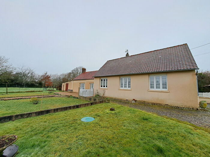 Maison à vendre - Saint-Georges-dAnnebecq - 5 pièces - 3 chambres