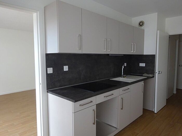 Appartement à louer - Bonnabaud, Clermont-Ferrand - 2 pièces - 1 chambre