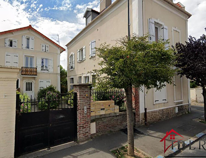 Appartement 2 pièces à Neuilly-Plaisance, Eglise, Gare, à vendre