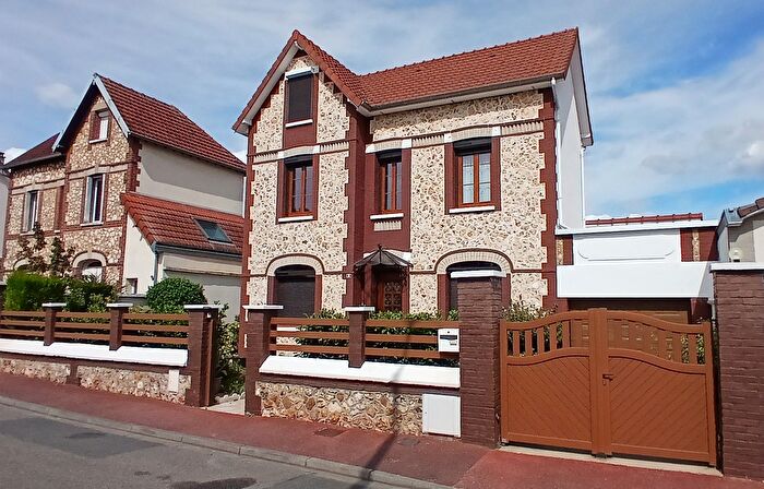 Maison à vendre - Le Grand-Quevilly, Roosevelt Est, Sainte-Lucie - 5 pièces - 3 chambres