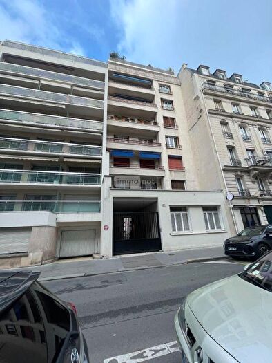 Appartement à vendre - Paris e  - 3 pièces - 2 chambres