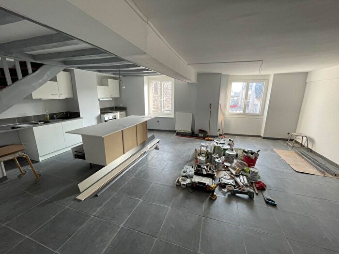 Appartement à louer - Saran - 4 pièces - 3 chambres