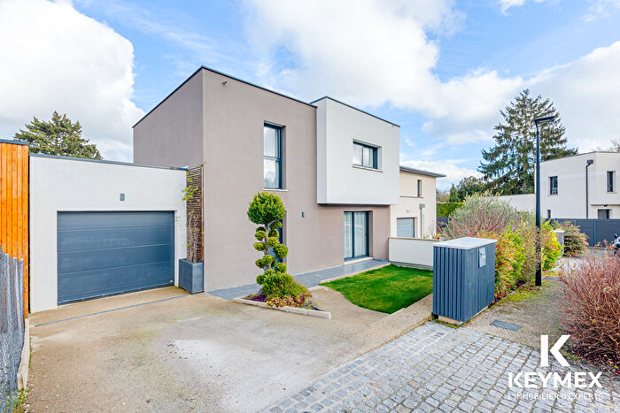 Maison à vendre - Luzarches - 6 pièces - 4 chambres