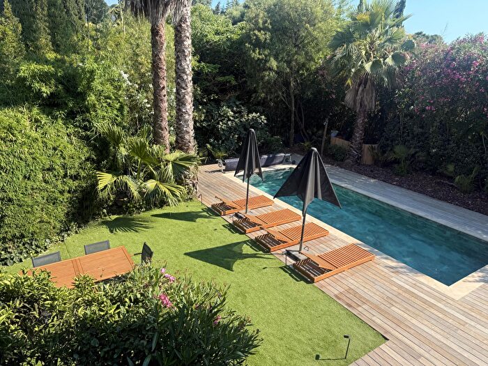 Maison à vendre - La Croix-Valmer - 5 pièces - 4 chambres