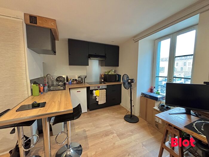 Appartement à louer - Quartiers Centre, Saint-Anne - 1 pièce - 1 chambre