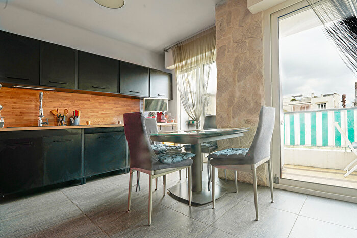 Appartement à vendre - Nice, Arenas - 2 pièces - 1 chambre