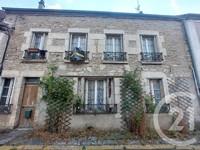 Châtel-Censoir : Maison 6 pièces à vendre