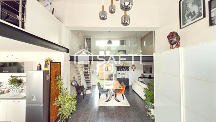 Appartement à vendre - Tourcoing, Centre-ville - 3 pièces - 2 chambres