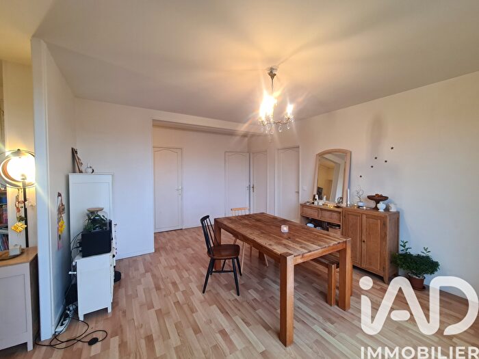 Appartement à vendre - Chatou, Ouest - 3 pièces - 2 chambres