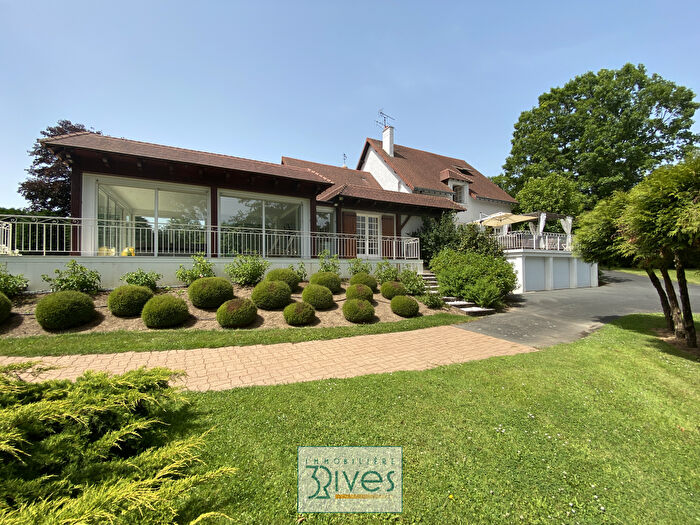 Maison à vendre - Les Herbiers, Centre-ville, Le Grand Fief - 15 pièces - 4 chambres