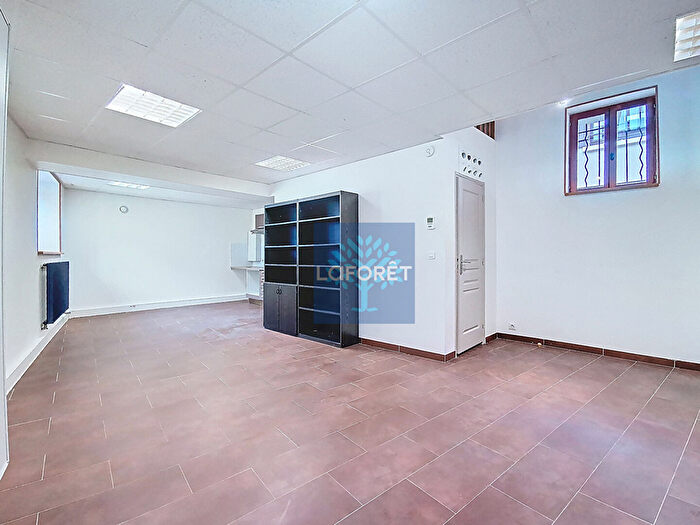 Appartement à louer - Écouen - 2 pièces - 1 chambre