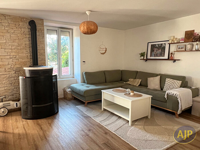 Saint-Germain-sur-Moine - Maison 4 pièces à vendre