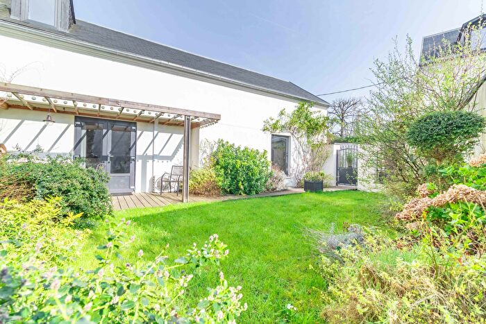 Maison 6 pièces à Versailles, Notre Dame, à vendre