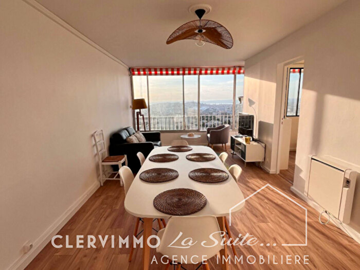 Appartement à louer - Marseille e , Le Redon - 5 pièces - 4 chambres