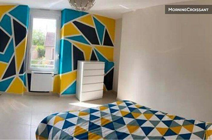 Appartement 1 pièce à Faiencerie, Gien, à louer