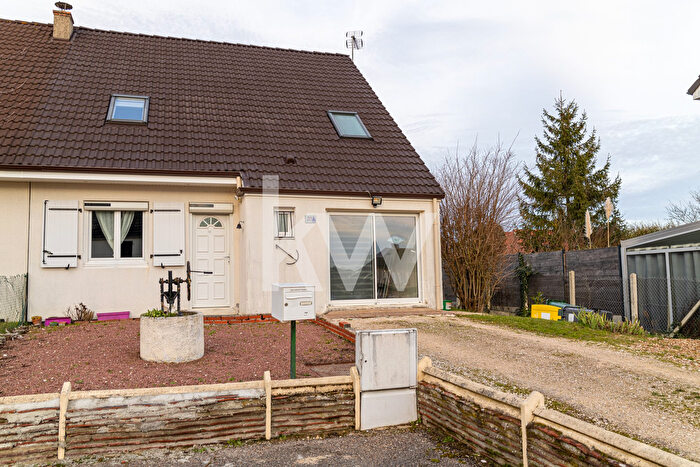 Maison à vendre - Chécy - 4 pièces - 3 chambres