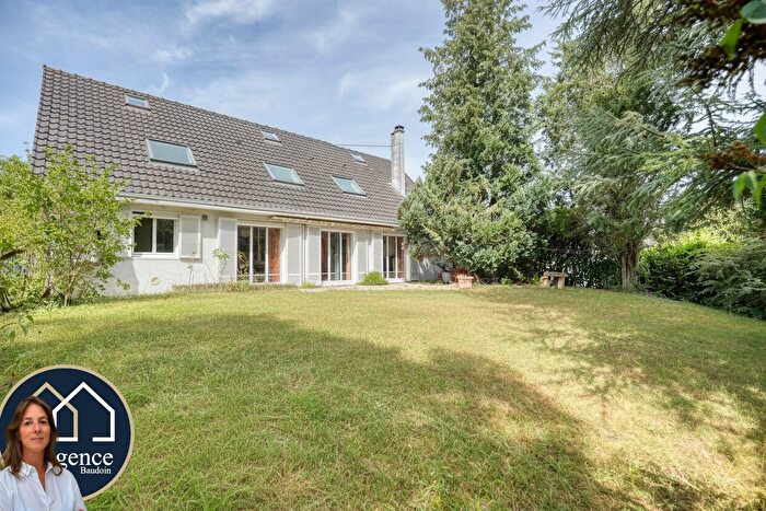 Maison 8 pièces à vendre à Plaisir, Gâtines, Boissière, Mare aux Saules