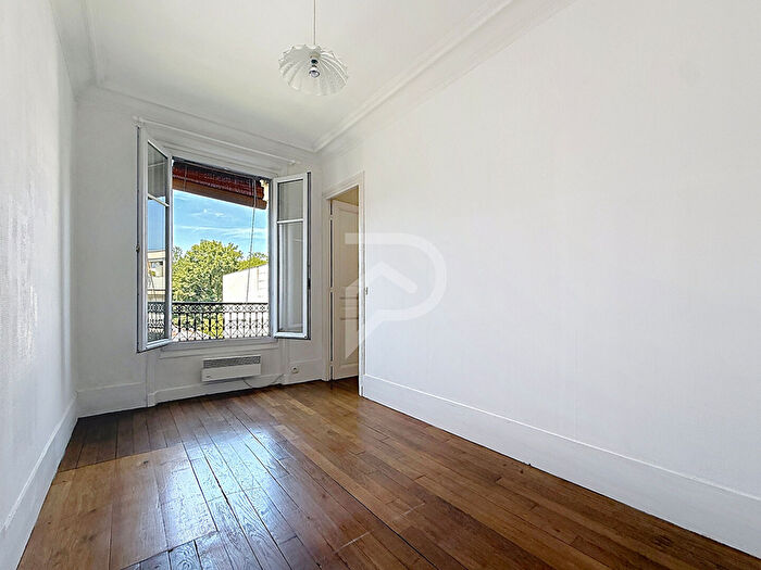 Appartement 2 pièces à vendre - Issy-les-Moulineaux, Les Iles, La Ferme