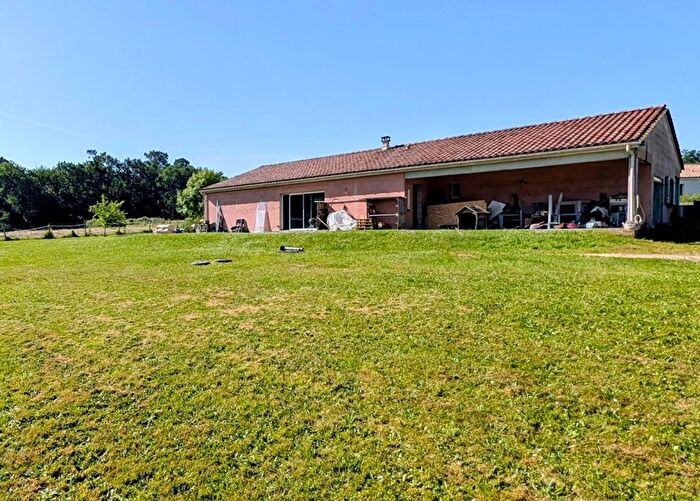 Maison 7 pièces à Montpon-Ménestérol, à vendre