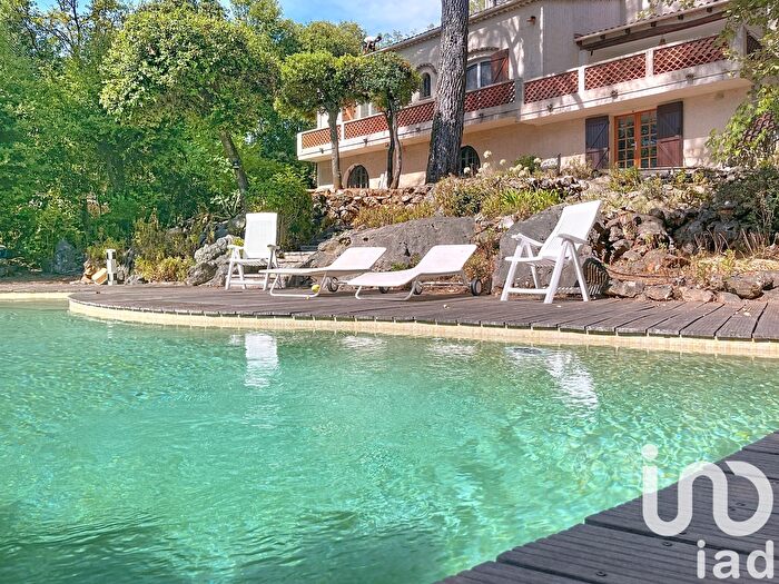 Maison à vendre - Roquefort-les-Pins - 6 pièces - 4 chambres