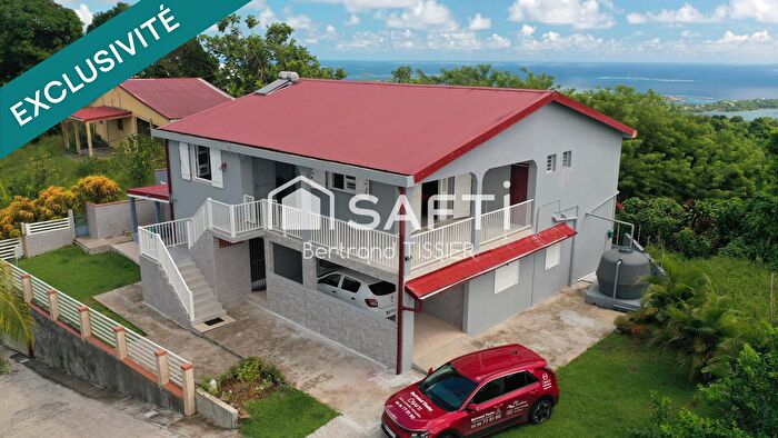 Maison à vendre - Le Vauclin - 6 pièces - 5 chambres