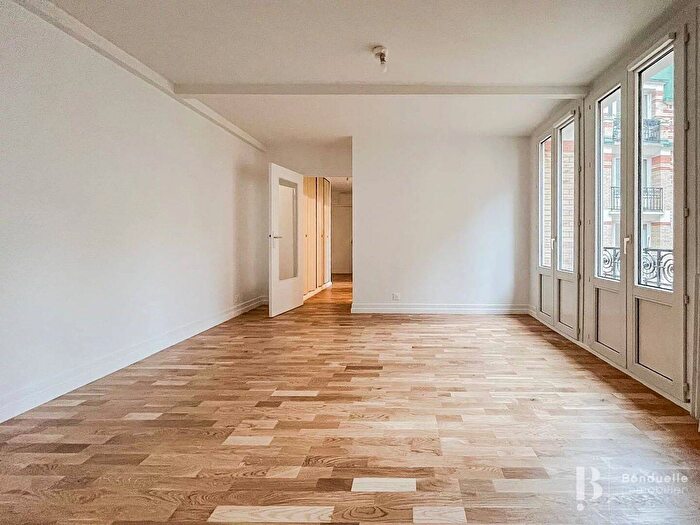 Appartement à louer - Vallée de Fécamp, Paris ème arrondissement - 1 pièce