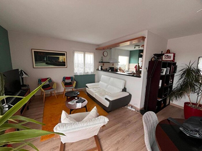 Appartement à louer - Angers - 4 pièces - 2 chambres