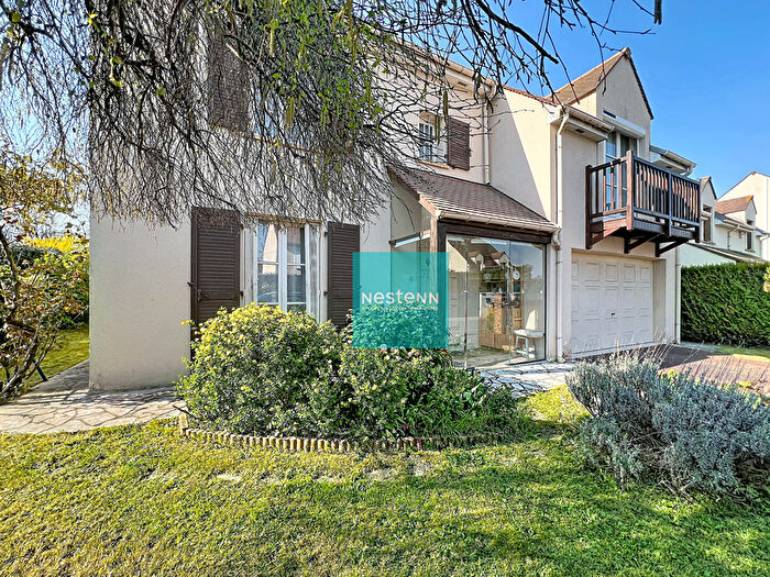 Maison à vendre - Franconville, Europe - 6 pièces - 4 chambres