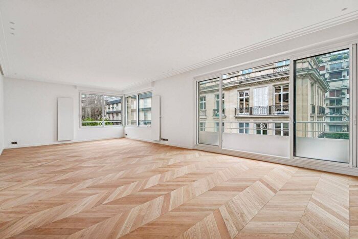 Appartement à louer - Muette Nord, Paris ème - 5 pièces - 4 chambres