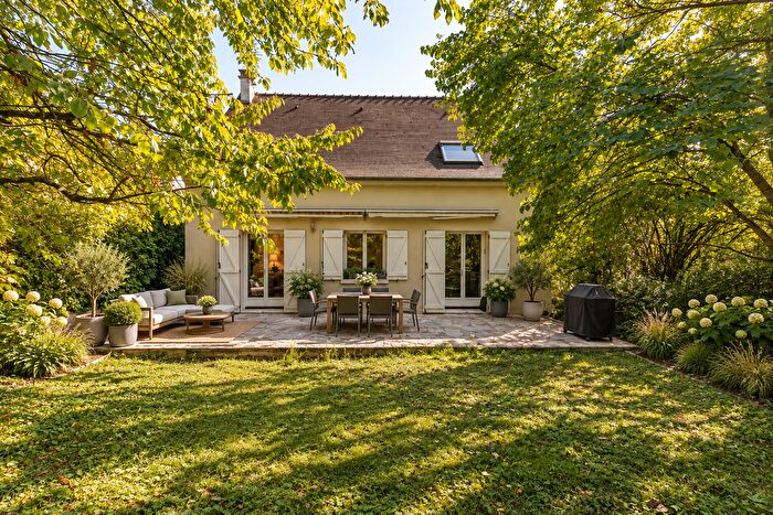 Maison 7 pièces à Saint-Germain-en-Laye, Hennemont, à vendre