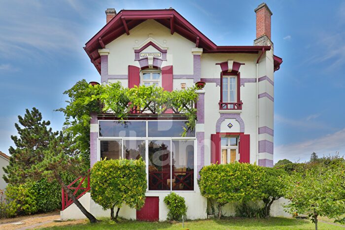 Salles - Maison 5 pièces à vendre