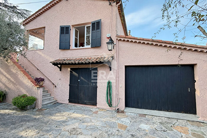 Maison à vendre - Mougins, Le Colombier, Colombe, Cabrières, Le Bordé - 8 pièces - 6 chambres