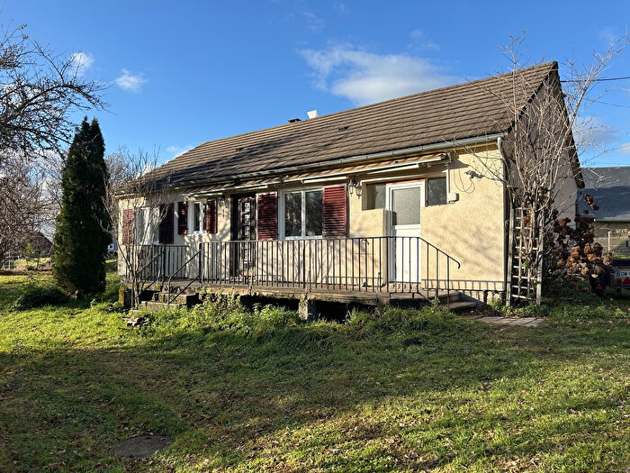 Maison à vendre - Marcillac-la-Croisille - 3 pièces - 2 chambres