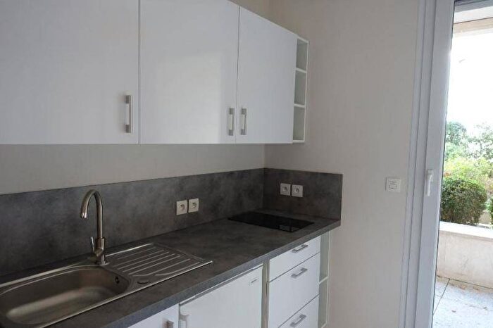 Appartement à louer - Centre Ville, Reims - 2 pièces - 1 chambre