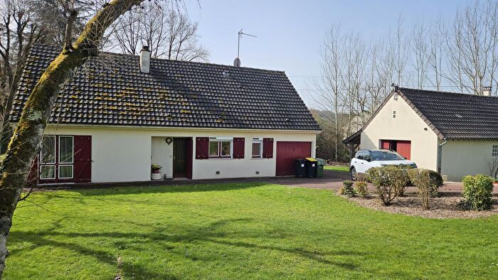 Maison à vendre - Orly-sur-Morin - 8 pièces - 5 chambres