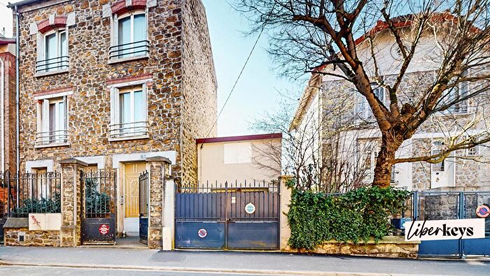 Noisy-le-Sec, Merlan : Maison 1 pièce à vendre