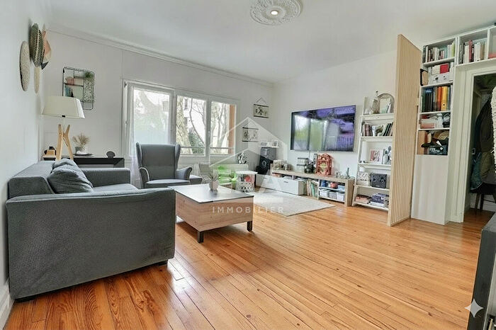 Appartement à vendre - Lîle-Saint-Denis, Nord - 3 pièces - 2 chambres