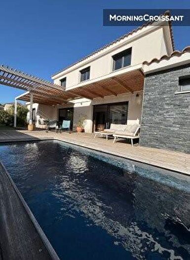 Maison 6 pièces à Les Trois Lucs, Marseille 12ème arrondissement, à louer