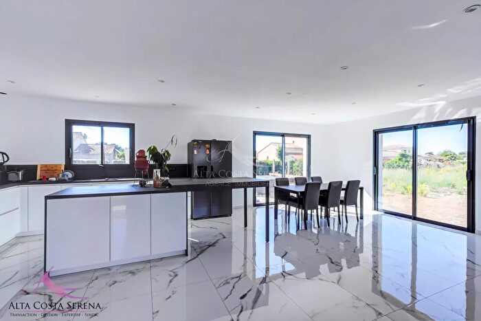 Maison 4 pièces à Ghisonaccia, à vendre