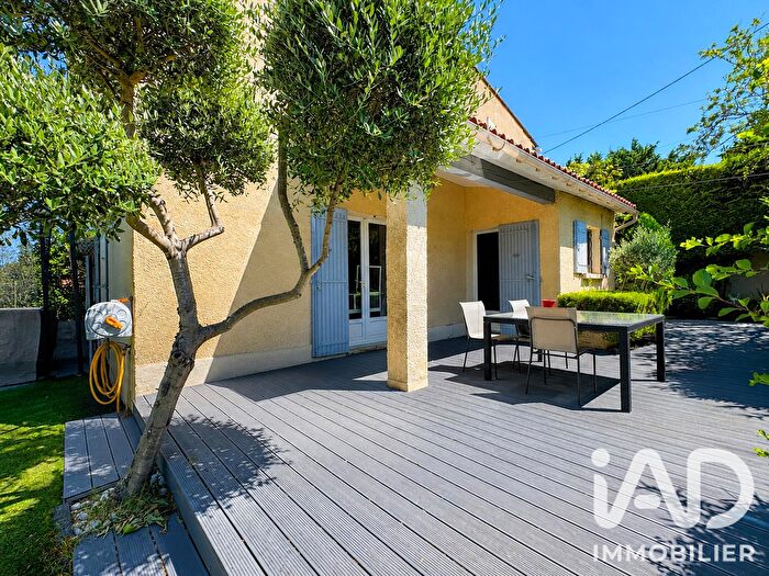 Maison 4 pièces à Les Angles, à vendre