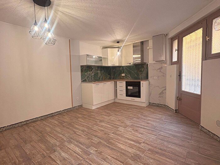 Centre-Haut de Cagnes, Cagnes-sur-Mer - Appartement 2 pièces à louer