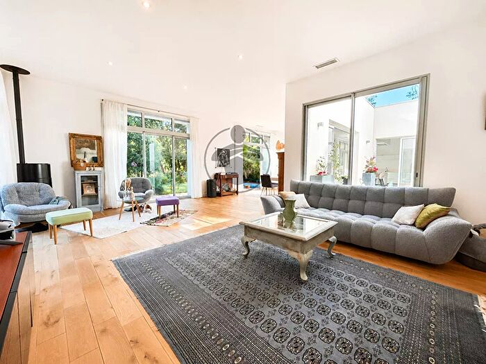 Saint-Clément-de-Rivière - Maison 8 pièces à vendre