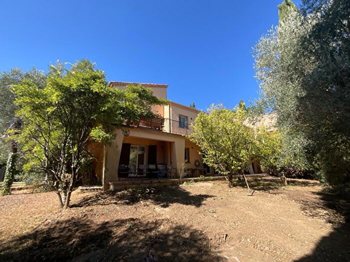 Maison à vendre - Le Rouret - 11 pièces - 10 chambres