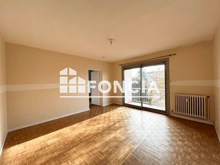 Appartement à louer - Vennes-Bouvent-Charmettes, Bourg-en-Bresse - 2 pièces - 1 chambre