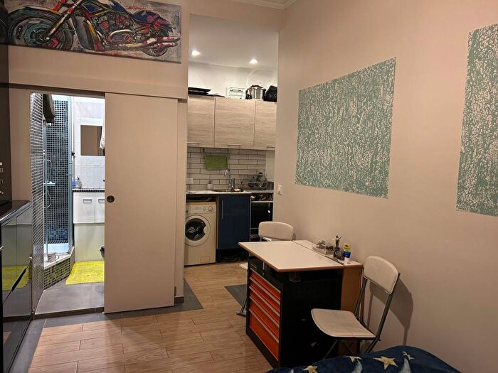 Appartement à vendre - Nice, Saint-Roch - 1 pièce